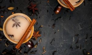 What Is Chai Tea ? Beginner's Guide To Chai (Including Benefits)